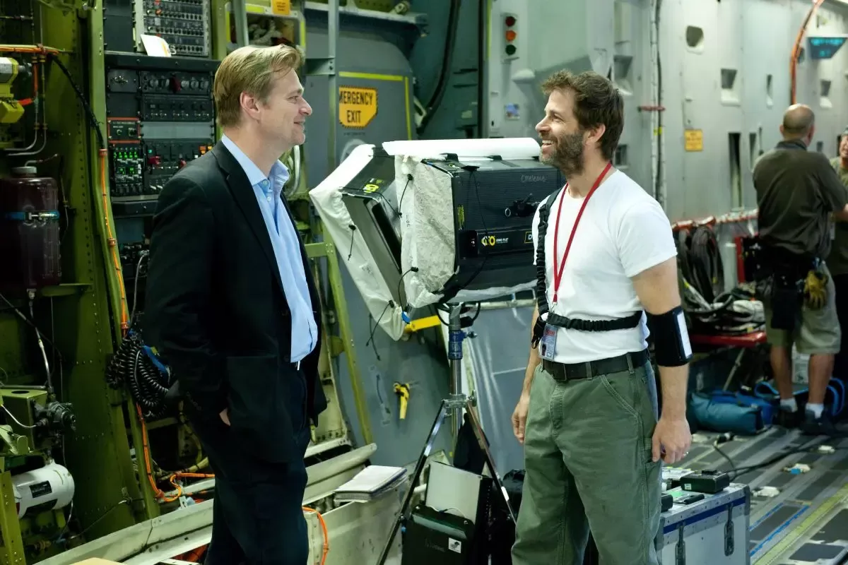 Christopher Nolan considera que 'Watchmen' de Zack Snyder estuvo ... Christopher Nolan considera que 'Watchmen' de Zack Snyder estuvo ...